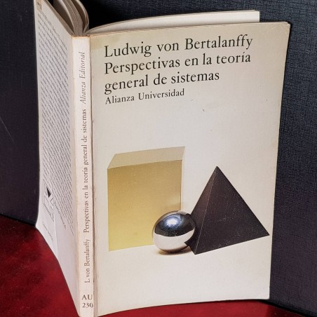 Perspectivas en la teoría general de sistemas, Ludwig von Bertalanffy.